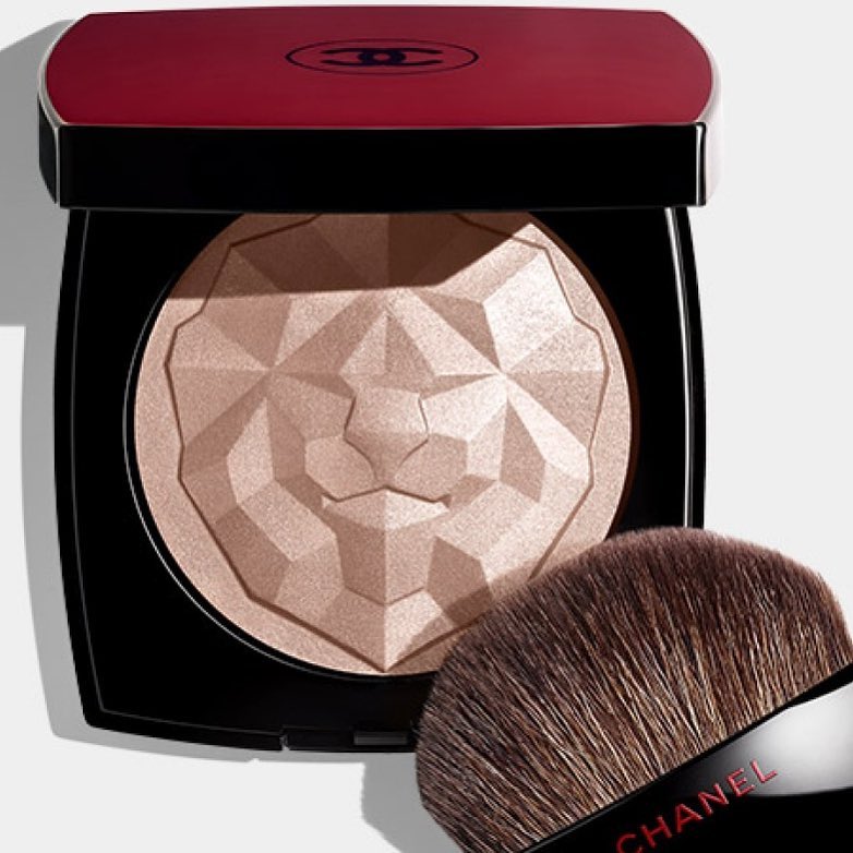 Chanel Le Signe Du Lion Illuminating Powder for Holiday 2017 | News ...
